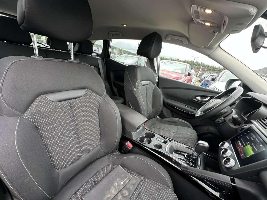 White Renault Kadjar 2019 in Vilnius, with an engine capacity of 1.46 L and mileage of 188 thousand km for 10889 €, photo 17 on AUTOMOTO.COM.LV