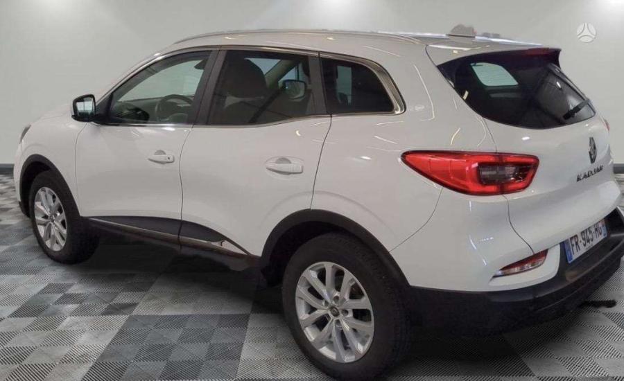 White Renault Kadjar 2020 in Vilnius, with an engine capacity of 1.46 L and mileage of 186 thousand km for 12099 €, photo 5 on AUTOMOTO.COM.LV
