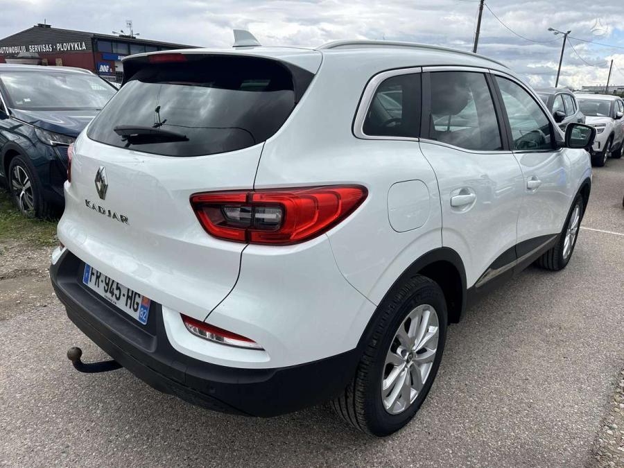 White Renault Kadjar 2020 in Vilnius, with an engine capacity of 1.46 L and mileage of 188 thousand km for 12099 €, photo 5 on AUTOMOTO.COM.LV