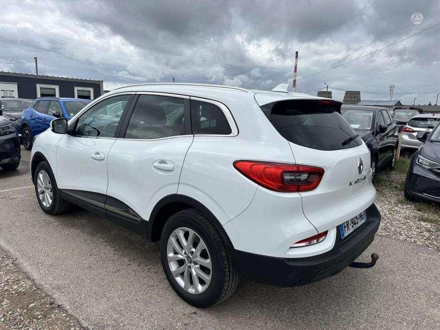 White Renault Kadjar 2020 in Vilnius, with an engine capacity of 1.46 L and mileage of 188 thousand km for 12099 €, photo 6 on AUTOMOTO.COM.LV