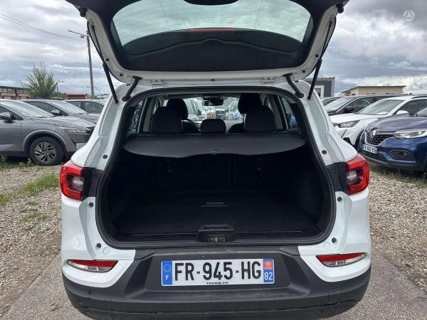 Белый Рено Kadjar 2020 в Вильнюс, объемом двигателя 1.46 л и пробегом 188 тыс. км за 12099 €, фото 8 на AUTOMOTO.COM.LV