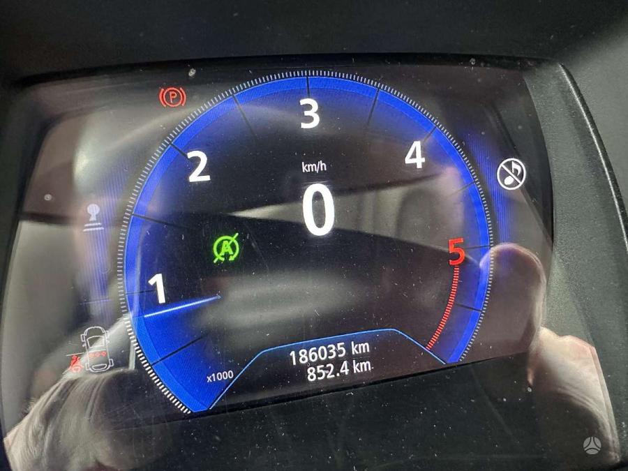 White Renault Kadjar 2020 in Vilnius, with an engine capacity of 1.46 L and mileage of 188 thousand km for 12099 €, photo 18 on AUTOMOTO.COM.LV