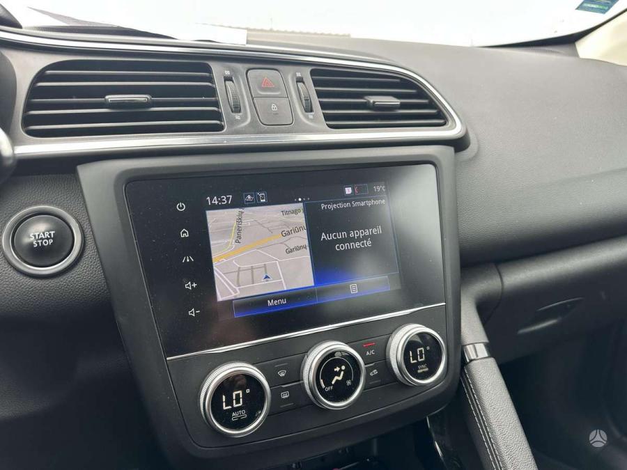 White Renault Kadjar 2020 in Vilnius, with an engine capacity of 1.46 L and mileage of 188 thousand km for 12099 €, photo 19 on AUTOMOTO.COM.LV