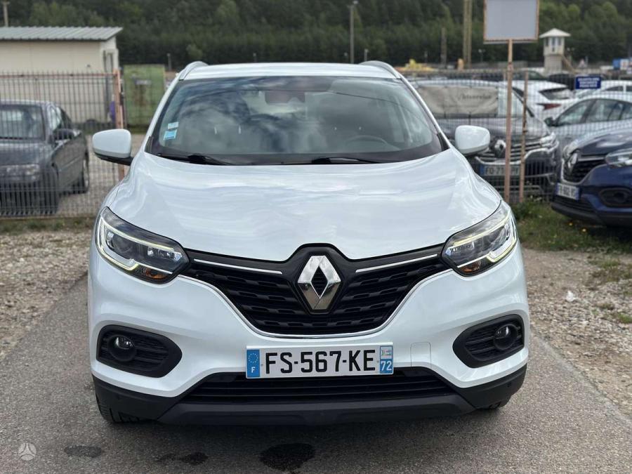 White Renault Kadjar 2020 in Vilnius, with an engine capacity of 1.46 L and mileage of 199 thousand km for 12099 €, photo 3 on AUTOMOTO.COM.LV