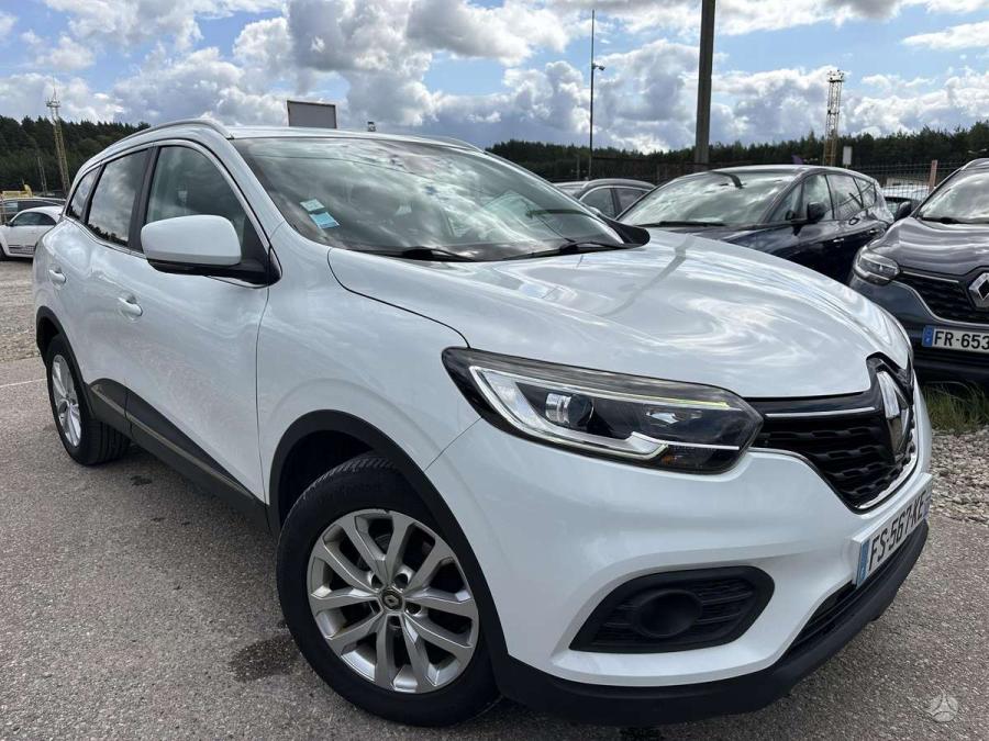 White Renault Kadjar 2020 in Vilnius, with an engine capacity of 1.46 L and mileage of 199 thousand km for 12099 €, photo 4 on AUTOMOTO.COM.LV