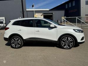 White Renault Kadjar 2020 in Taurage, with an engine capacity of 1.75 L and mileage of 246 thousand km for 8750 €, photo 5 on AUTOMOTO.COM.LV