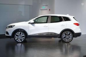 White Renault Kadjar 2021 in Vilnius, with an engine capacity of 1.33 L and mileage of 94 thousand km for 16900 €, photo 3 on AUTOMOTO.COM.LV