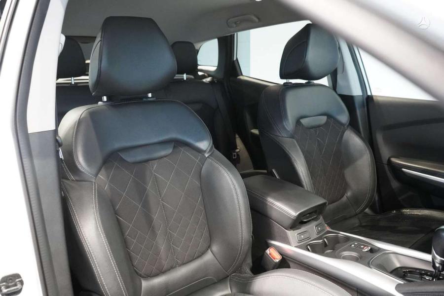 White Renault Kadjar 2021 in Vilnius, with an engine capacity of 1.33 L and mileage of 94 thousand km for 16900 €, photo 12 on AUTOMOTO.COM.LV