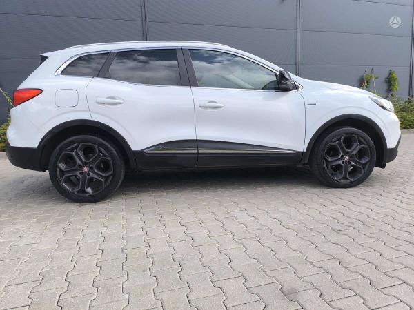 Белый Рено Kadjar 2017 в Вильнюс, объемом двигателя 1.20 л и пробегом 152 тыс. км за 8700 €, фото 8 на AUTOMOTO.COM.LV