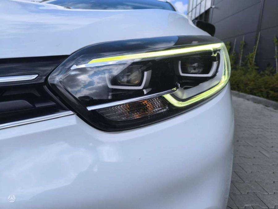 Белый Рено Kadjar 2017 в Вильнюс, объемом двигателя 1.20 л и пробегом 152 тыс. км за 8700 €, фото 9 на AUTOMOTO.COM.LV