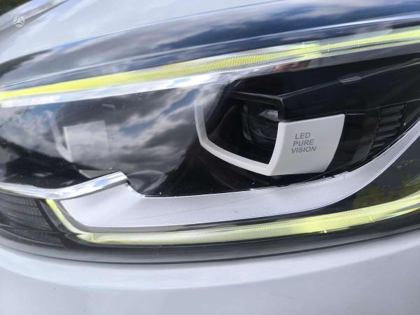 Белый Рено Kadjar 2017 в Вильнюс, объемом двигателя 1.20 л и пробегом 152 тыс. км за 8700 €, фото 10 на AUTOMOTO.COM.LV