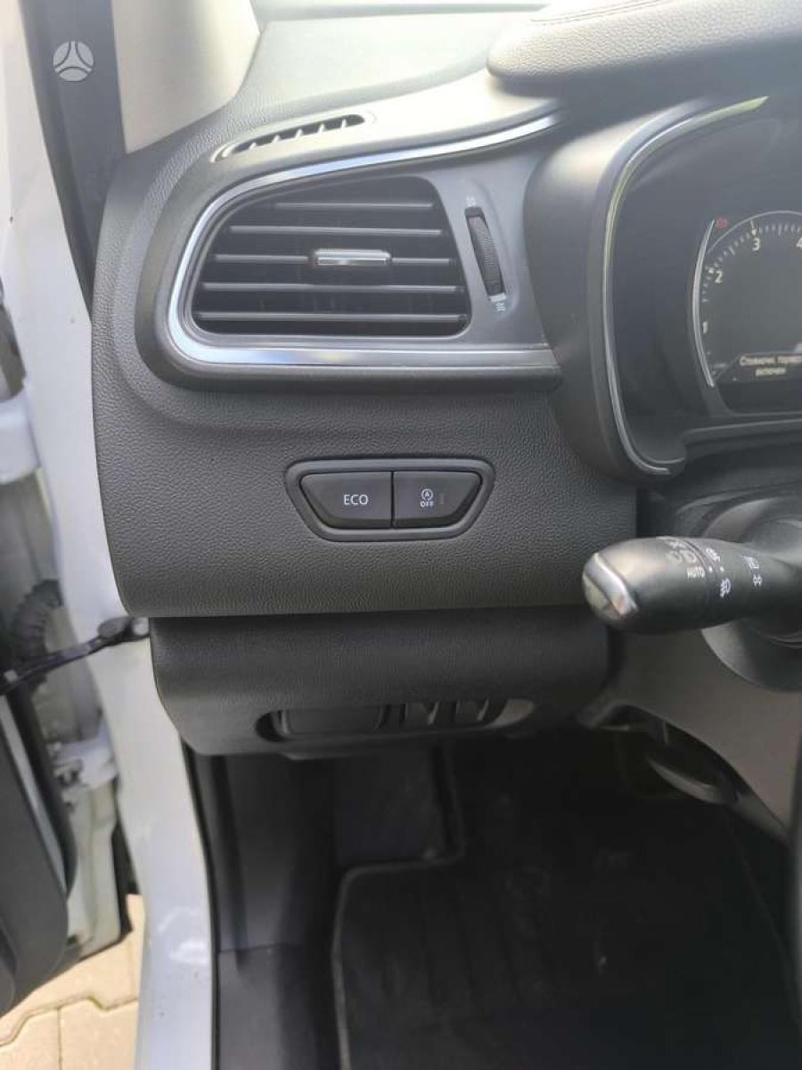 Белый Рено Kadjar 2017 в Вильнюс, объемом двигателя 1.20 л и пробегом 152 тыс. км за 8700 €, фото 14 на AUTOMOTO.COM.LV