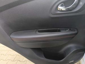 Белый Рено Kadjar 2017 в Вильнюс, объемом двигателя 1.20 л и пробегом 152 тыс. км за 8700 €, фото 25 на AUTOMOTO.COM.LV