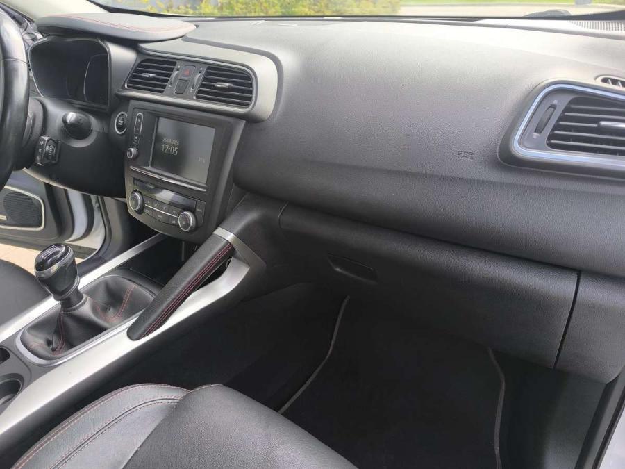 Белый Рено Kadjar 2017 в Вильнюс, объемом двигателя 1.20 л и пробегом 152 тыс. км за 8700 €, фото 29 на AUTOMOTO.COM.LV