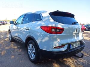 White Renault Kadjar 2019 in Daugavpils, with an engine capacity of 1.30 L and mileage of 0 thousand km for 8900 €, photo 8 on AUTOMOTO.COM.LV