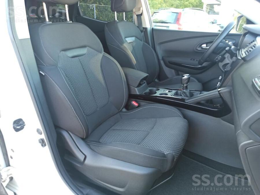 White Renault Kadjar 2019 in Daugavpils, with an engine capacity of 1.30 L and mileage of 0 thousand km for 8900 €, photo 14 on AUTOMOTO.COM.LV