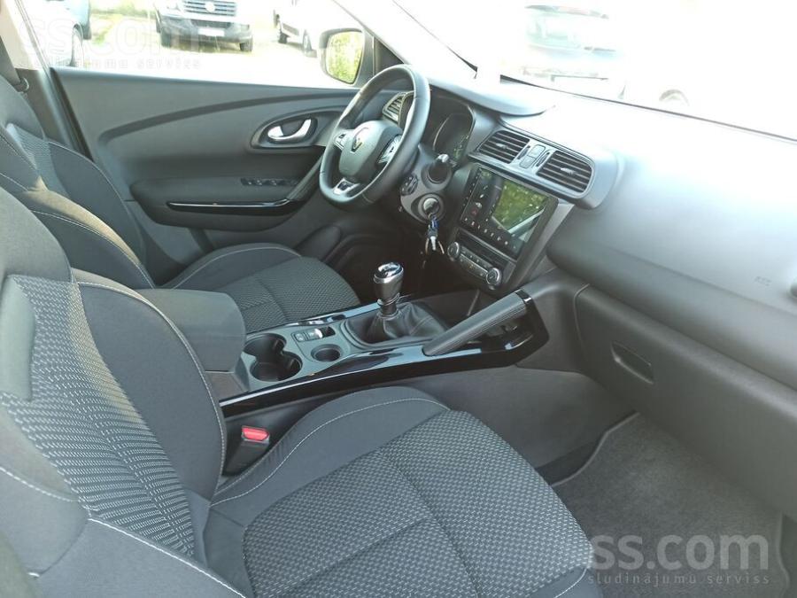 White Renault Kadjar 2019 in Daugavpils, with an engine capacity of 1.30 L and mileage of 0 thousand km for 8900 €, photo 15 on AUTOMOTO.COM.LV