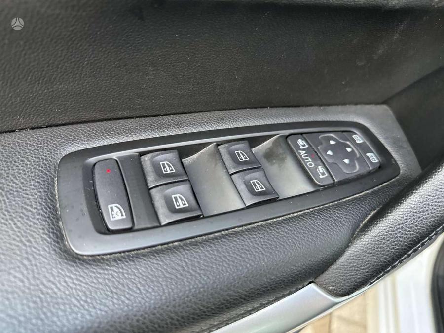 Balts Renault Kadjar 2020 Tauragė, ar dzinēja tilpumu 1.50 L un nobraukumu 206 tūkst. km par 10200 €, foto 16 vietnē AUTOMOTO.COM.LV