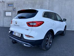 White Renault Kadjar 2019 in Tallinn, with an engine capacity of 1.50 L and mileage of 178 thousand km for 12500 €, photo 8 on AUTOMOTO.COM.LV