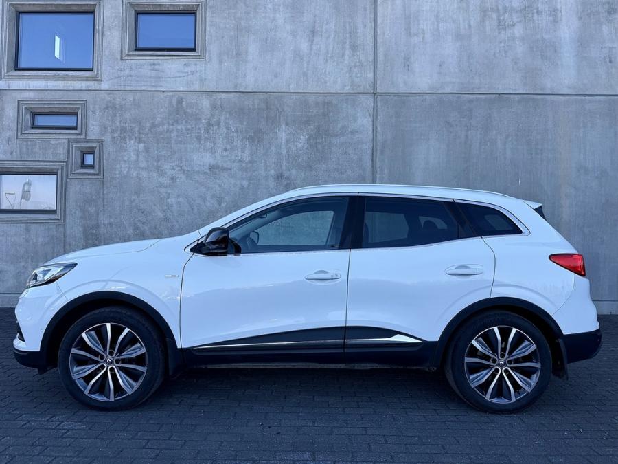White Renault Kadjar 2019 in Tallinn, with an engine capacity of 1.50 L and mileage of 178 thousand km for 12500 €, photo 17 on AUTOMOTO.COM.LV