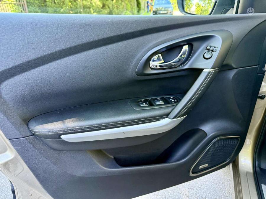 Желтый Рено Kadjar 2016 в Таураге, объемом двигателя 1.50 л и пробегом 261 тыс. км за 7999 €, фото 13 на AUTOMOTO.COM.LV