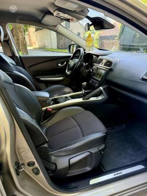 Желтый Рено Kadjar 2016 в Таураге, объемом двигателя 1.50 л и пробегом 261 тыс. км за 7999 €, фото 20 на AUTOMOTO.COM.LV