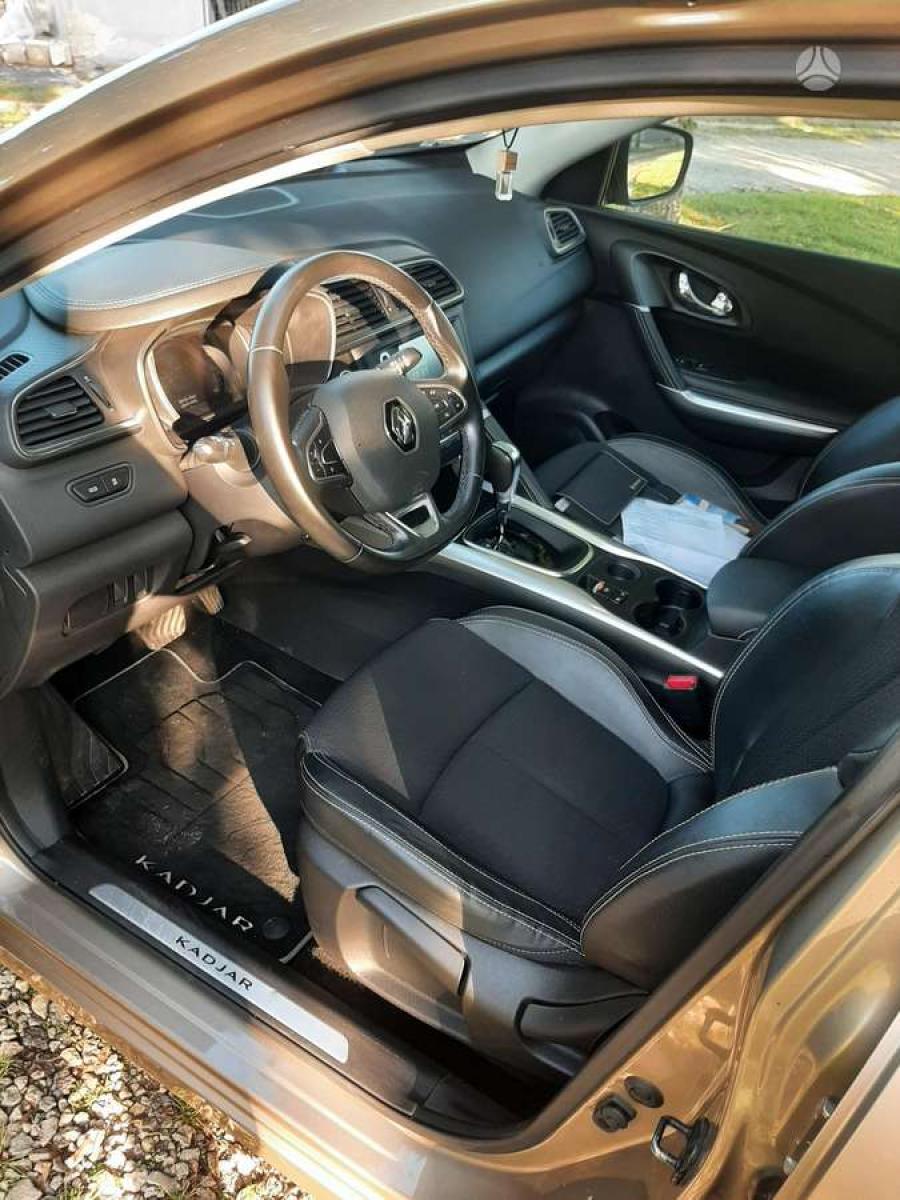Dzeltens Renault Kadjar 2017 Telšiai, ar dzinēja tilpumu 1.20 L un nobraukumu 82 tūkst. km par 9200 €, foto 24 vietnē AUTOMOTO.COM.LV