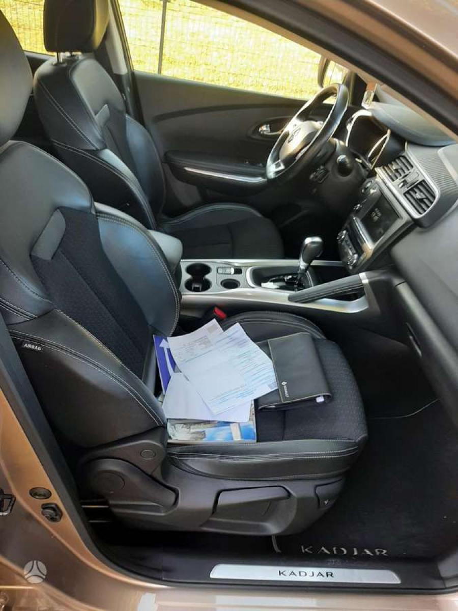 Dzeltens Renault Kadjar 2017 Telšiai, ar dzinēja tilpumu 1.20 L un nobraukumu 82 tūkst. km par 9200 €, foto 25 vietnē AUTOMOTO.COM.LV