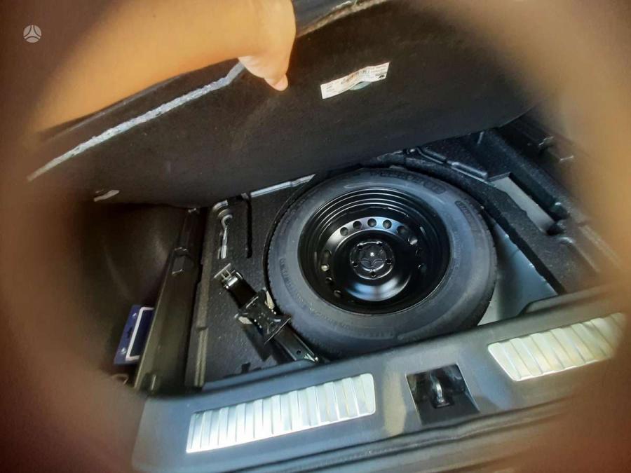 Dzeltens Renault Kadjar 2017 Telšiai, ar dzinēja tilpumu 1.20 L un nobraukumu 82 tūkst. km par 9200 €, foto 33 vietnē AUTOMOTO.COM.LV