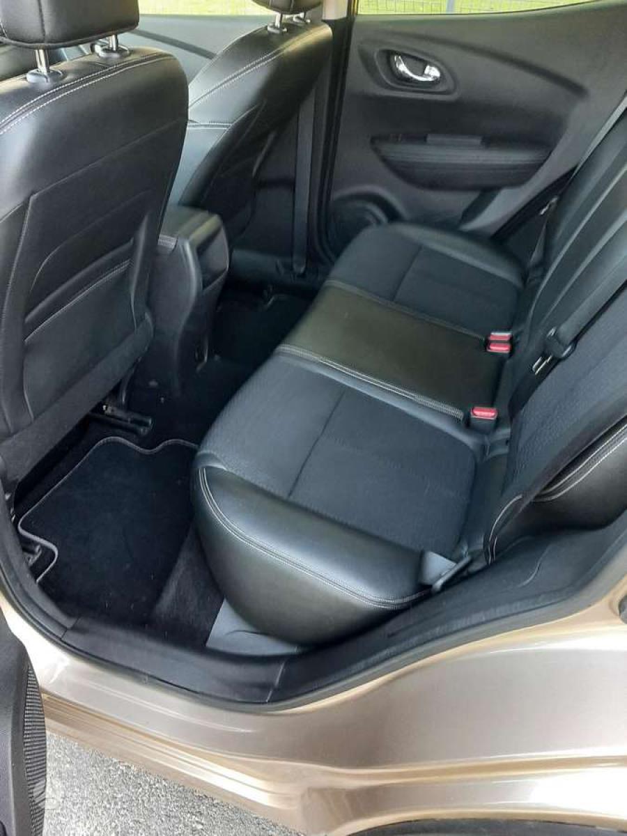 Dzeltens Renault Kadjar 2017 Telšiai, ar dzinēja tilpumu 1.20 L un nobraukumu 82 tūkst. km par 9200 €, foto 35 vietnē AUTOMOTO.COM.LV