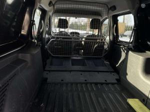 Melns Renault Kangoo 2015 Kuršėnai, ar dzinēja tilpumu 1.46 L un nobraukumu 215 tūkst. km par 6200 €, foto 16 vietnē AUTOMOTO.COM.LV