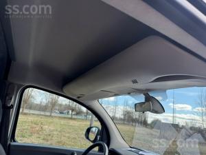 Melns Renault Kangoo 2016 Ogre, ar dzinēja tilpumu 1.50 L un nobraukumu 232 tūkst. km par 4999 €, foto 13 vietnē AUTOMOTO.COM.LV