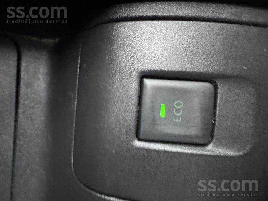 Melns Renault Kangoo 2016 Ogre, ar dzinēja tilpumu 1.50 L un nobraukumu 232 tūkst. km par 4999 €, foto 26 vietnē AUTOMOTO.COM.LV