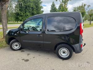 Black Renault Kangoo 2016 in Ogre, with an engine capacity of 1.50 L and mileage of 232 thousand km for 4999 €, photo 6 on AUTOMOTO.COM.LV