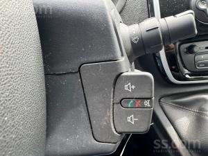Black Renault Kangoo 2016 in Ogre, with an engine capacity of 1.50 L and mileage of 232 thousand km for 4999 €, photo 10 on AUTOMOTO.COM.LV
