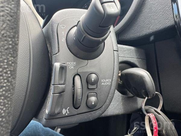 Renault Kangoo 2016 in Ogre on AUTOMOTO.COM.LV Black Renault Kangoo 2016 in Ogre, with an engine capacity of 1.50 L and mileage of 232 thousand km for 4999 β¬, photo 11 on AUTOMOTO.COM.LV