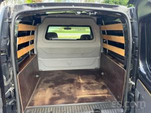 Black Renault Kangoo 2016 in Ogre, with an engine capacity of 1.50 L and mileage of 232 thousand km for 4999 €, photo 20 on AUTOMOTO.COM.LV