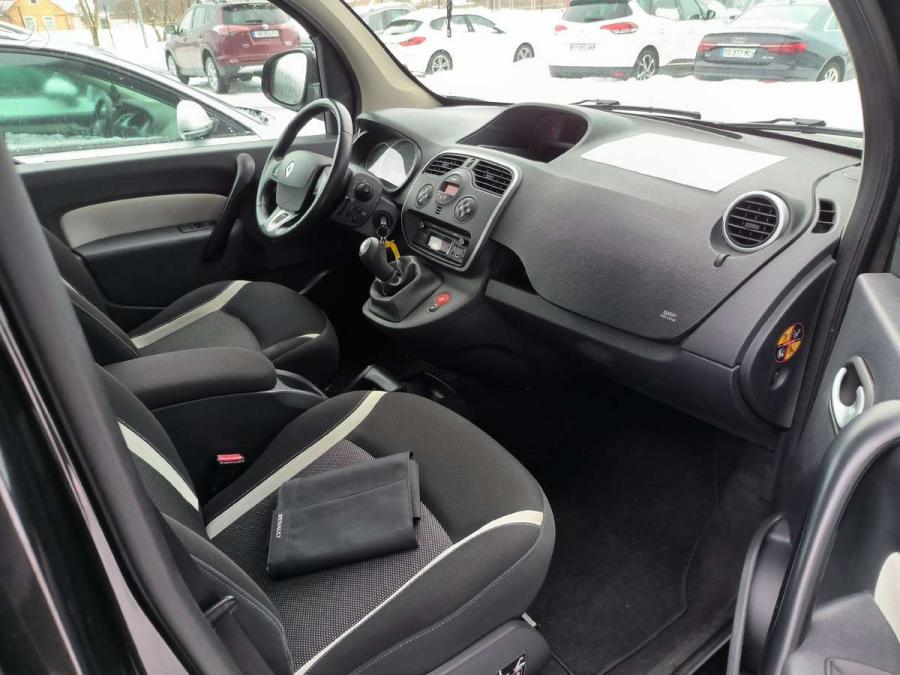 Black Renault Kangoo 2014 in Taurage, with an engine capacity of 1.46 L and mileage of 236 thousand km for 5700 €, photo 16 on AUTOMOTO.COM.LV