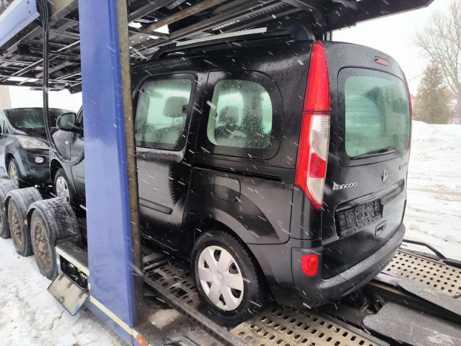 Black Renault Kangoo 2014 in Taurage, with an engine capacity of 1.46 L and mileage of 236 thousand km for 5700 €, photo 27 on AUTOMOTO.COM.LV
