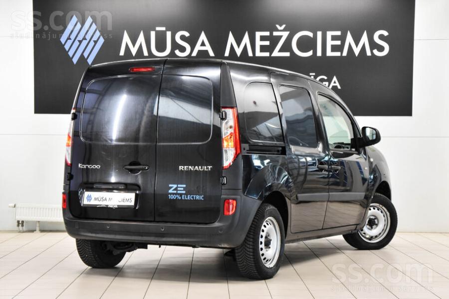 Melns Renault Kangoo 2021 Rīga, ar dzinēja tilpumu 1.60 L un nobraukumu 13 tūkst. km par 13690 €, foto 9 vietnē AUTOMOTO.COM.LV