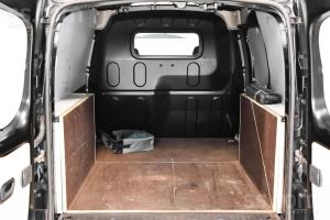 Melns Renault Kangoo 2021 Rīga, ar dzinēja tilpumu 1.60 L un nobraukumu 13 tūkst. km par 13690 €, foto 17 vietnē AUTOMOTO.COM.LV