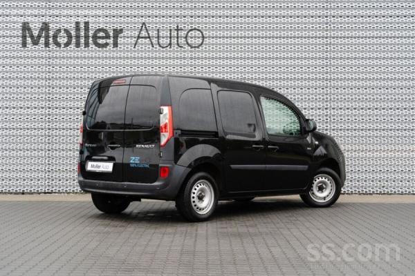 Renault Kangoo 2021 RÄ«ga vietnÄ Melns Renault Kangoo 2021 RÄ«ga, ar dzinÄja tilpumu 1.60 L un nobraukumu 13 tÅ«kst. km par 13500 ā¬, foto 5 vietnÄ AUTOMOTO.COM.LV