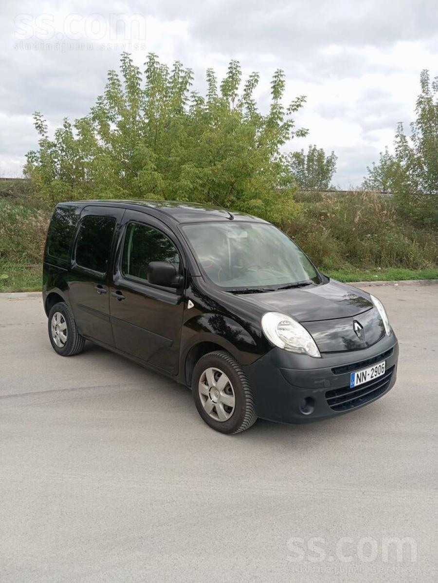 Black Renault Kangoo 2009 in Daugavpils, with an engine capacity of 1.50 L and mileage of 316 thousand km for 2150 €, photo 1 on AUTOMOTO.COM.LV