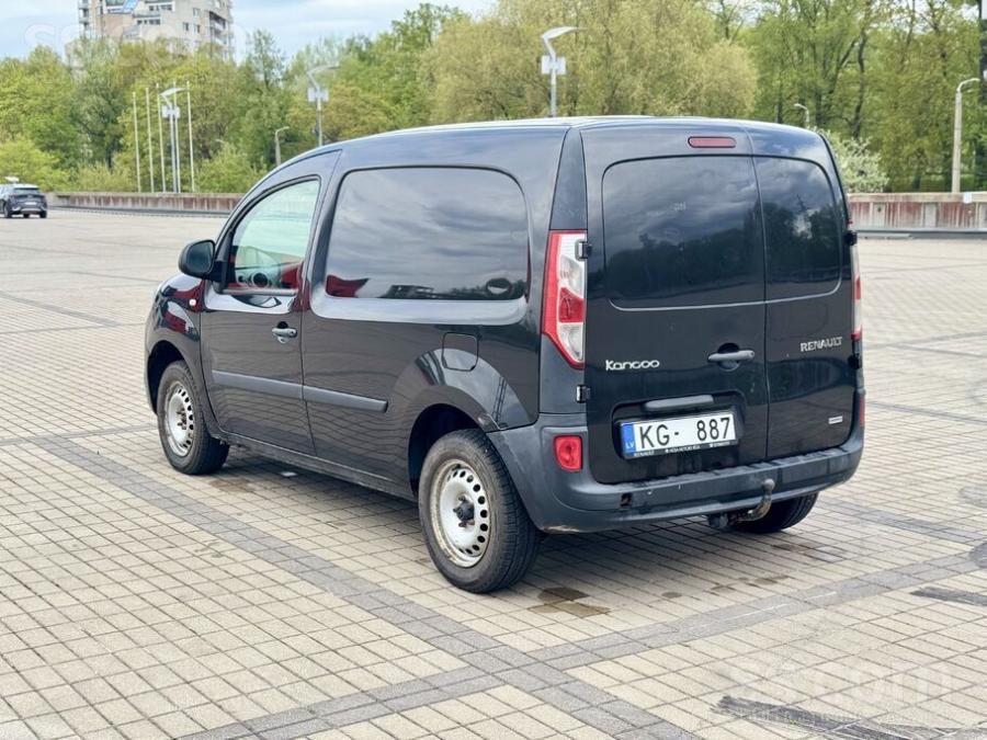 Melns Renault Kangoo 2016 Rīga, ar dzinēja tilpumu 1.20 L un nobraukumu 168 tūkst. km par 2500 €, foto 7 vietnē AUTOMOTO.COM.LV