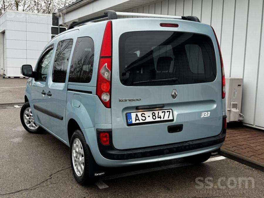 Zils Renault Kangoo 2008 Rīga, ar dzinēja tilpumu 1.50 L un nobraukumu 0 tūkst. km par 2495 €, foto 4 vietnē AUTOMOTO.COM.LV