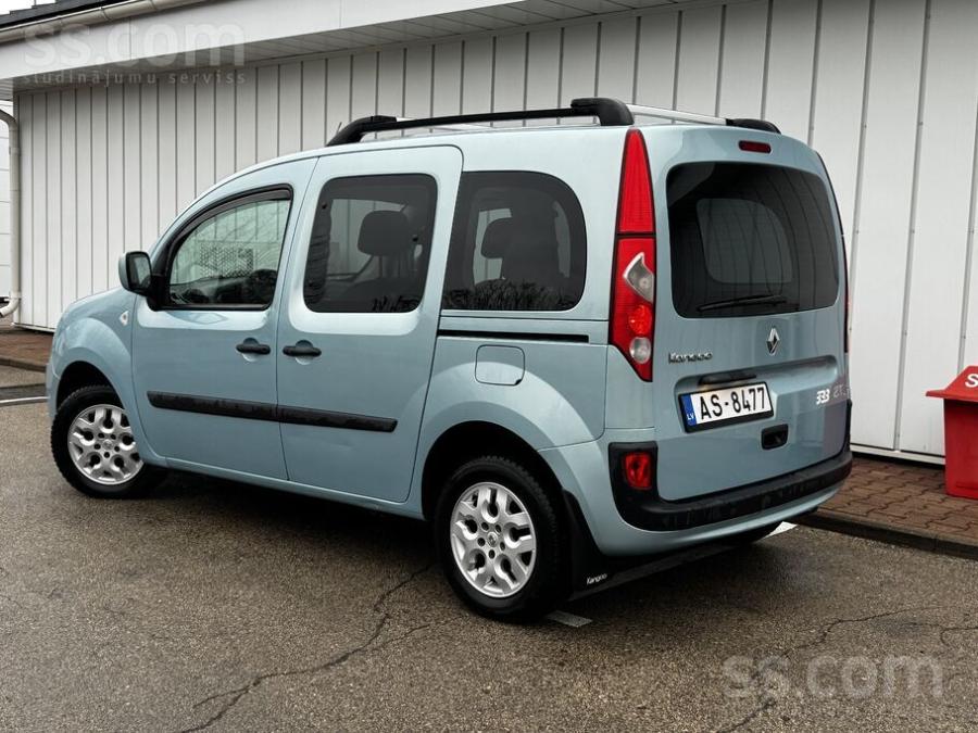 Zils Renault Kangoo 2008 Rīga, ar dzinēja tilpumu 1.50 L un nobraukumu 0 tūkst. km par 2495 €, foto 5 vietnē AUTOMOTO.COM.LV