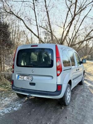Blue Renault Kangoo 2009 in Vilnius, with an engine capacity of 1.46 L and mileage of 325 thousand km for 1850 €, photo 4 on AUTOMOTO.COM.LV