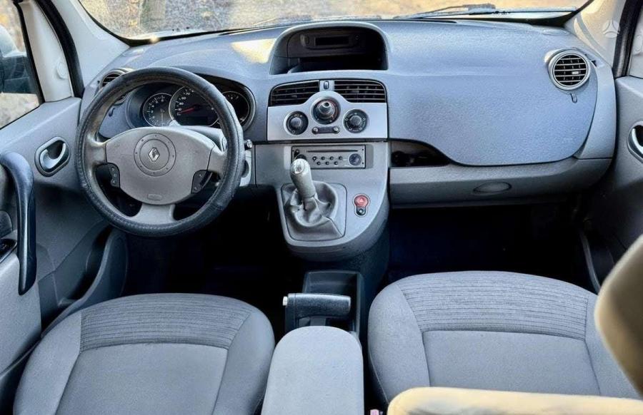Blue Renault Kangoo 2009 in Vilnius, with an engine capacity of 1.46 L and mileage of 325 thousand km for 1850 €, photo 10 on AUTOMOTO.COM.LV