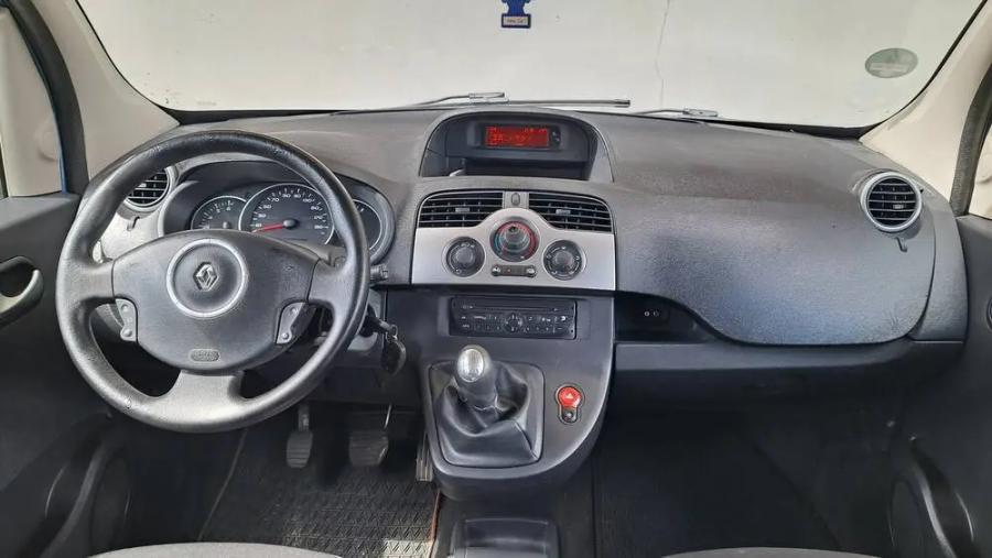 Blue Renault Kangoo 2011 in Ogre, with an engine capacity of 1.50 L and mileage of 280 thousand km for 3750 €, photo 9 on AUTOMOTO.COM.LV
