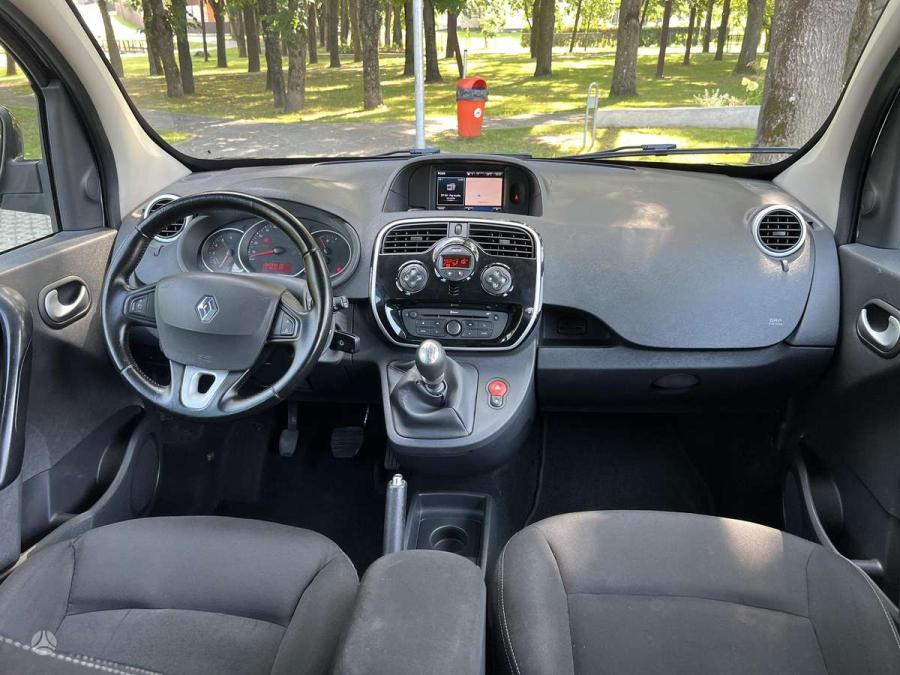 Zils Renault Kangoo 2017 Kauņa, ar dzinēja tilpumu 1.46 L un nobraukumu 240 tūkst. km par 5750 €, foto 12 vietnē AUTOMOTO.COM.LV